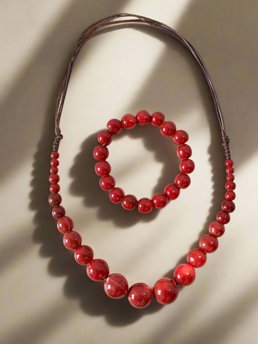 Kerámia gyöngy nyaklánc és karkötő szett - Vörös – Bohemia Fashion